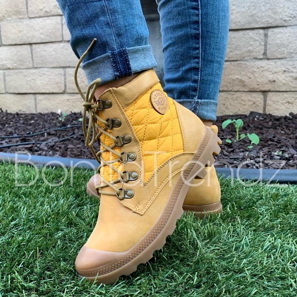 Bonita_Trendz | Shoes | Tan Work Boot Style Quilted Lace Up Boots ...